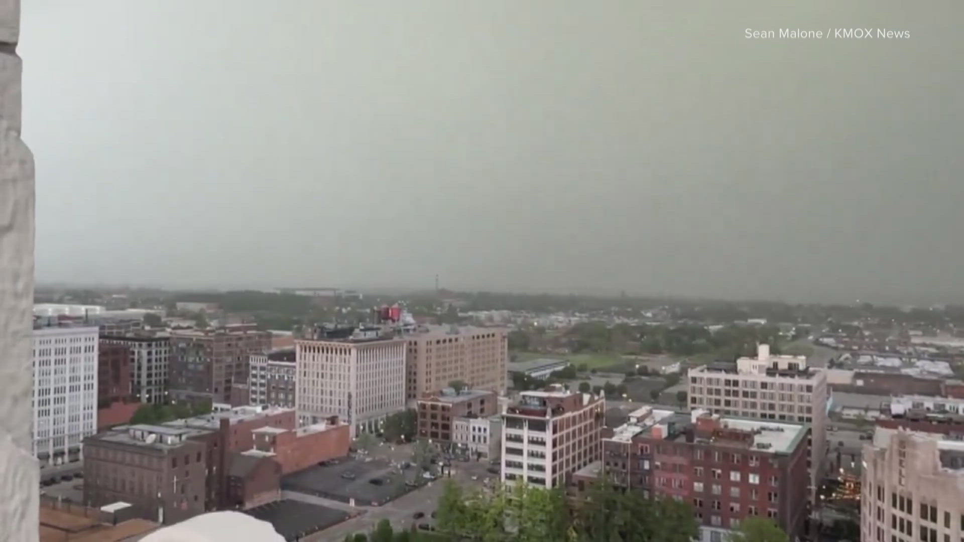 Video: Tornado touches down in St. Louis metro area, golf ball sized ...