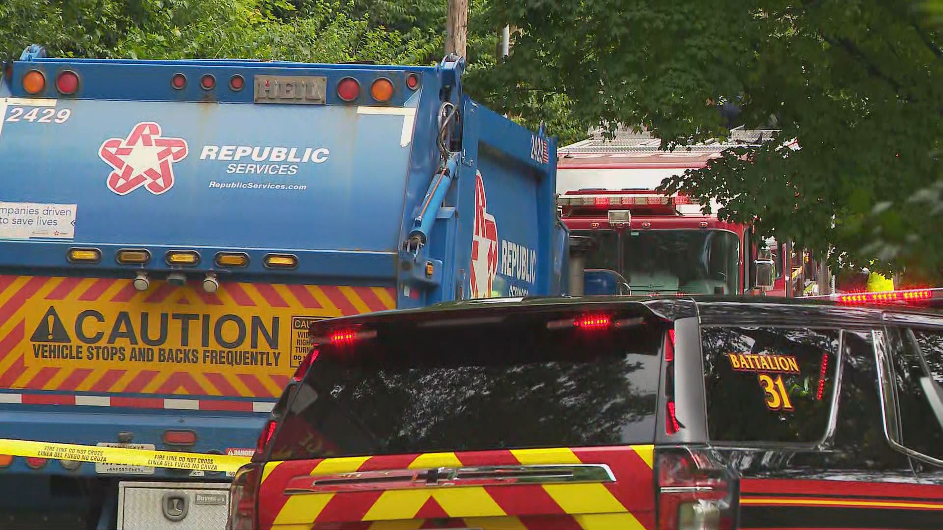 MSD worker rescued after 20-foot fall down a well near Louisville ...