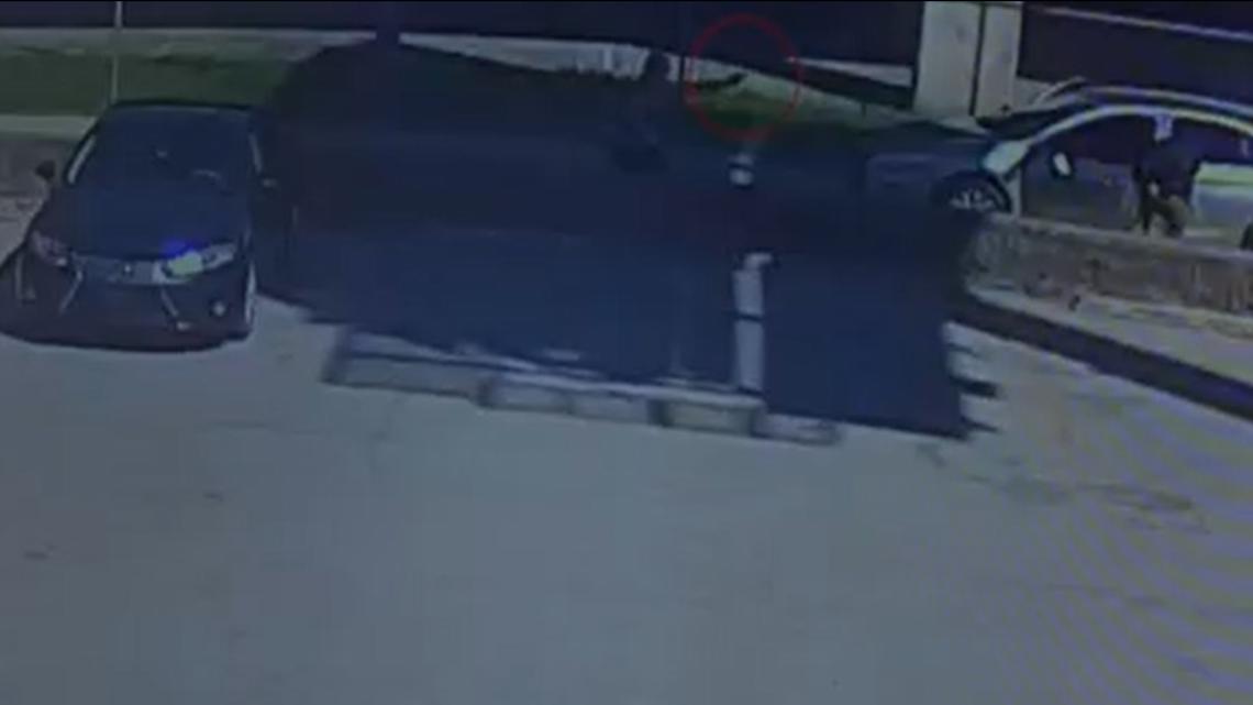 LMPD releases body cam footage from police shooting of homicide suspect ...