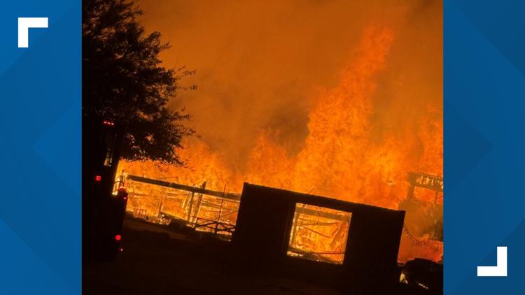 East Louisville event space damaged Thursday in heavy fire | whas11.com