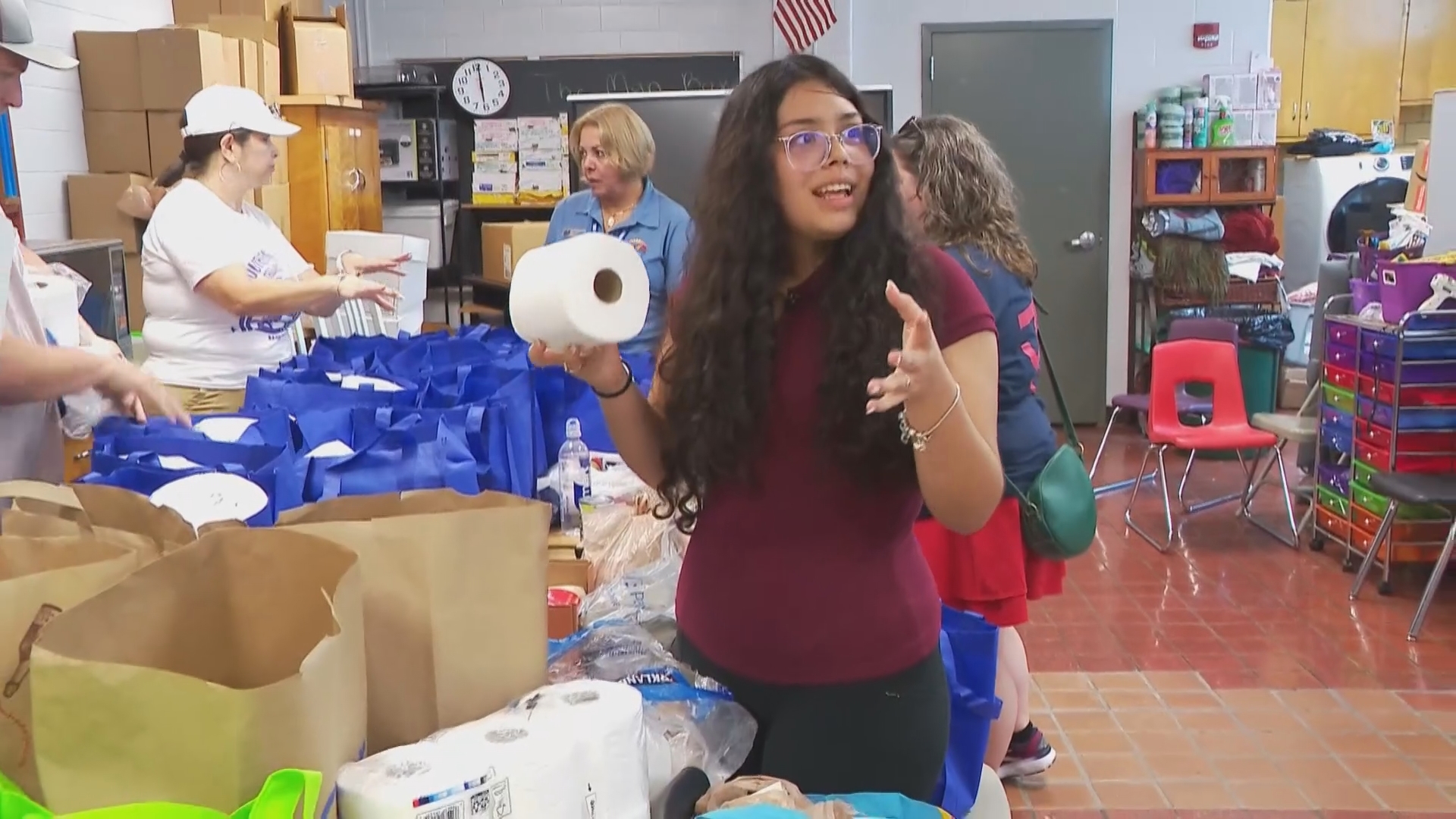 JCPS group helps Louisville's immigrant families get supplies | whas11.com