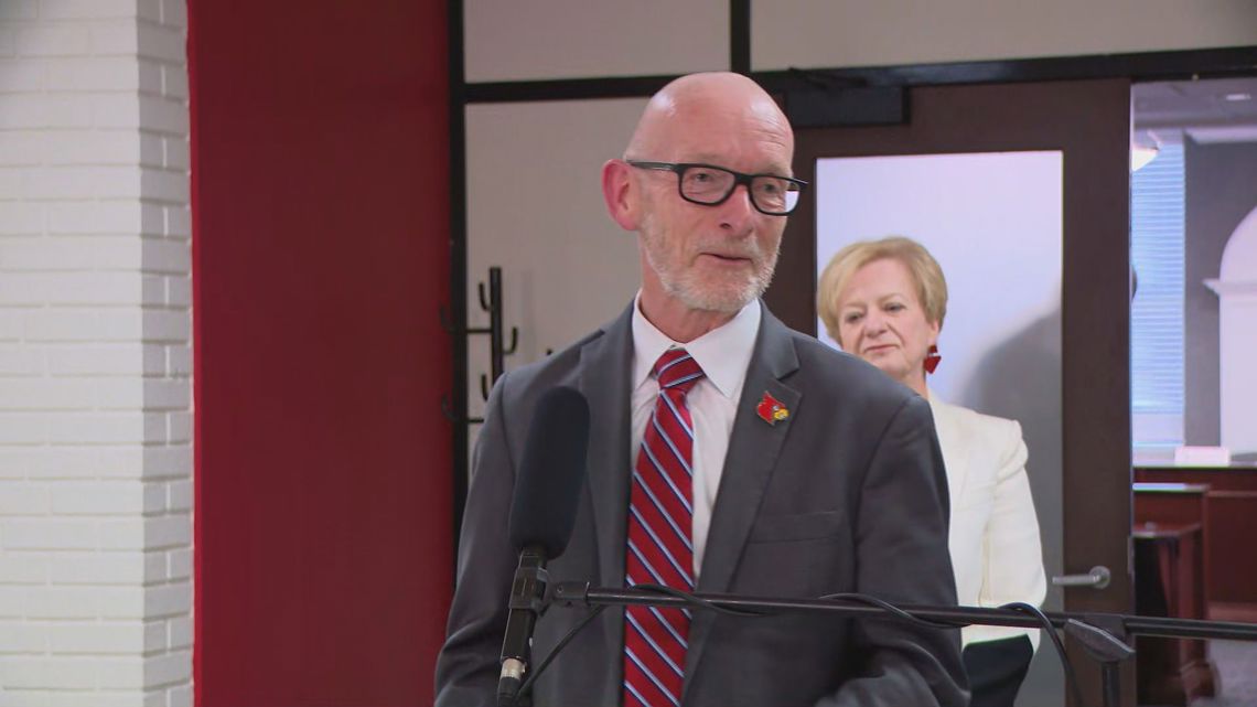 Meet the 20th president of the University of Louisville | whas11.com