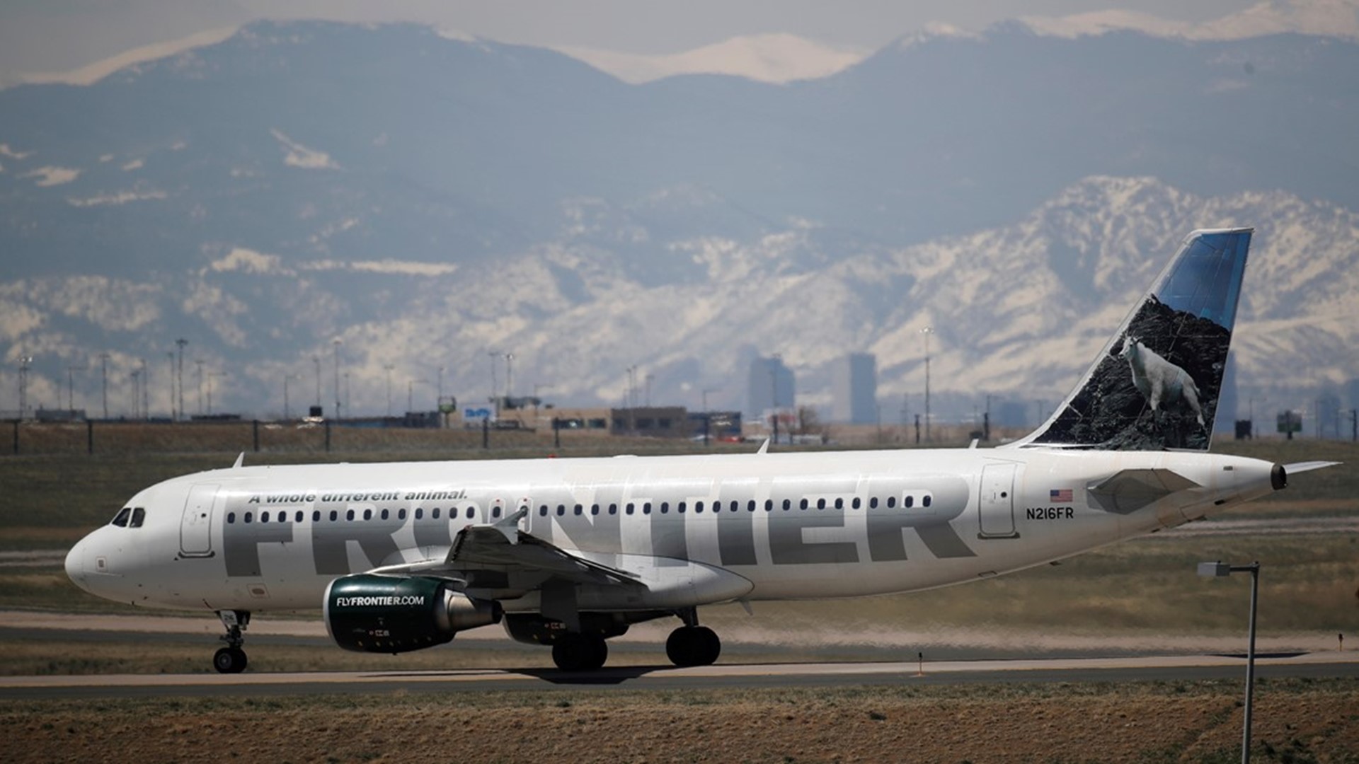 Frontier Airlines offering $299 GoWild! All-You-Can-Fly Annual Pass ...