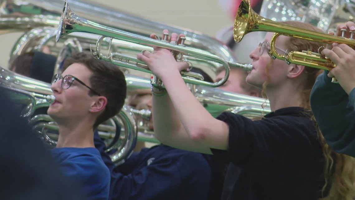 Avon marching band performing in Macy's Thanksgiving Day Parade ...