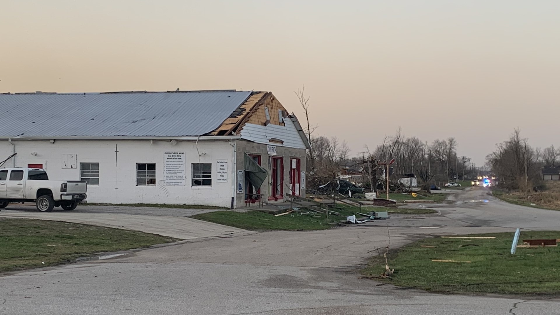3 people dead in Sullivan County, Indiana after tornado | whas11.com