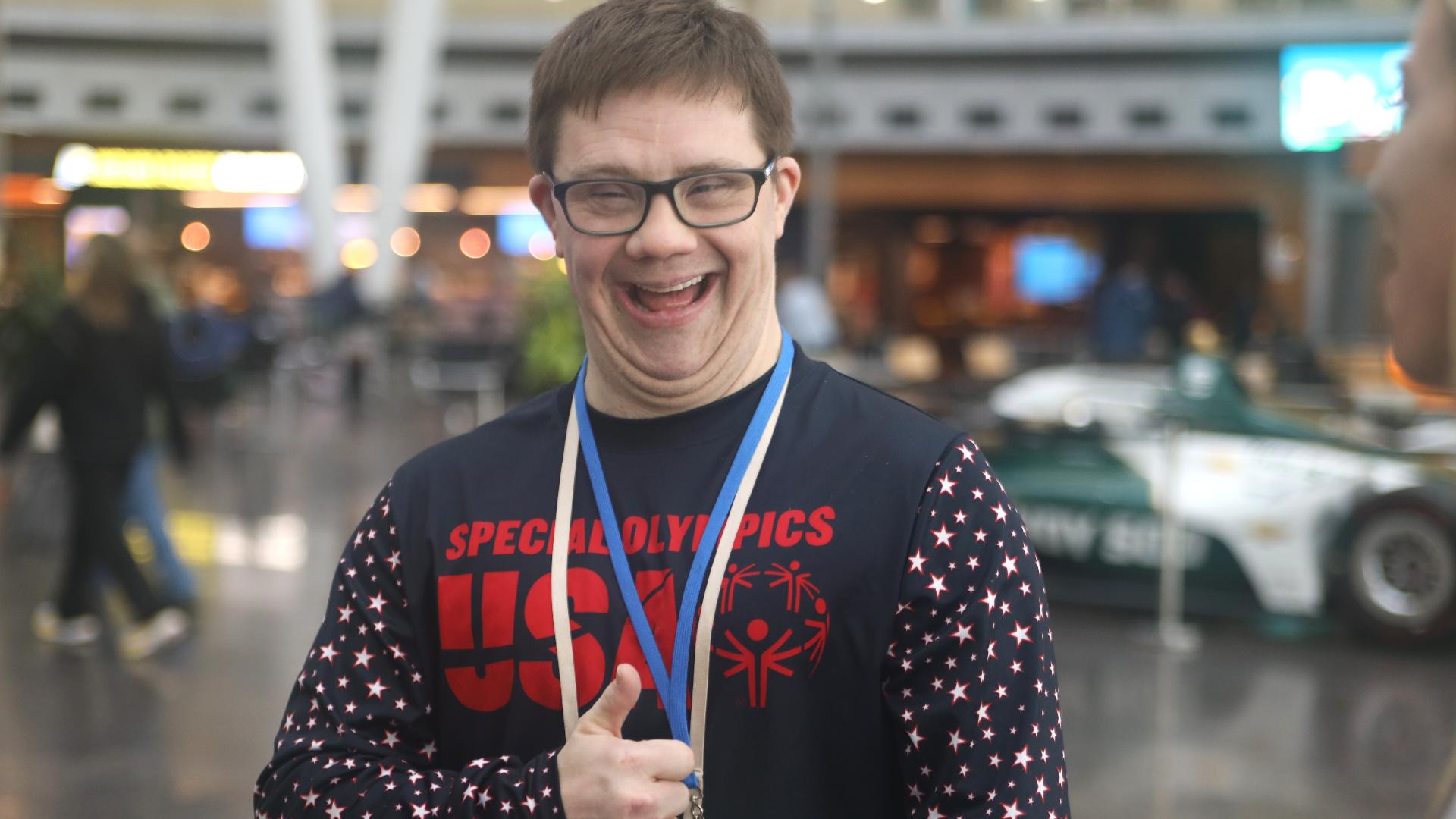 Wildlife in Need's Tim Stark collapses during hearing | whas11.com