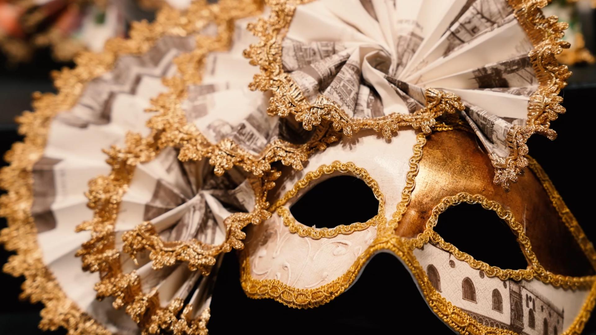 This couple in southern Indiana are both world class pool players | whas11.com