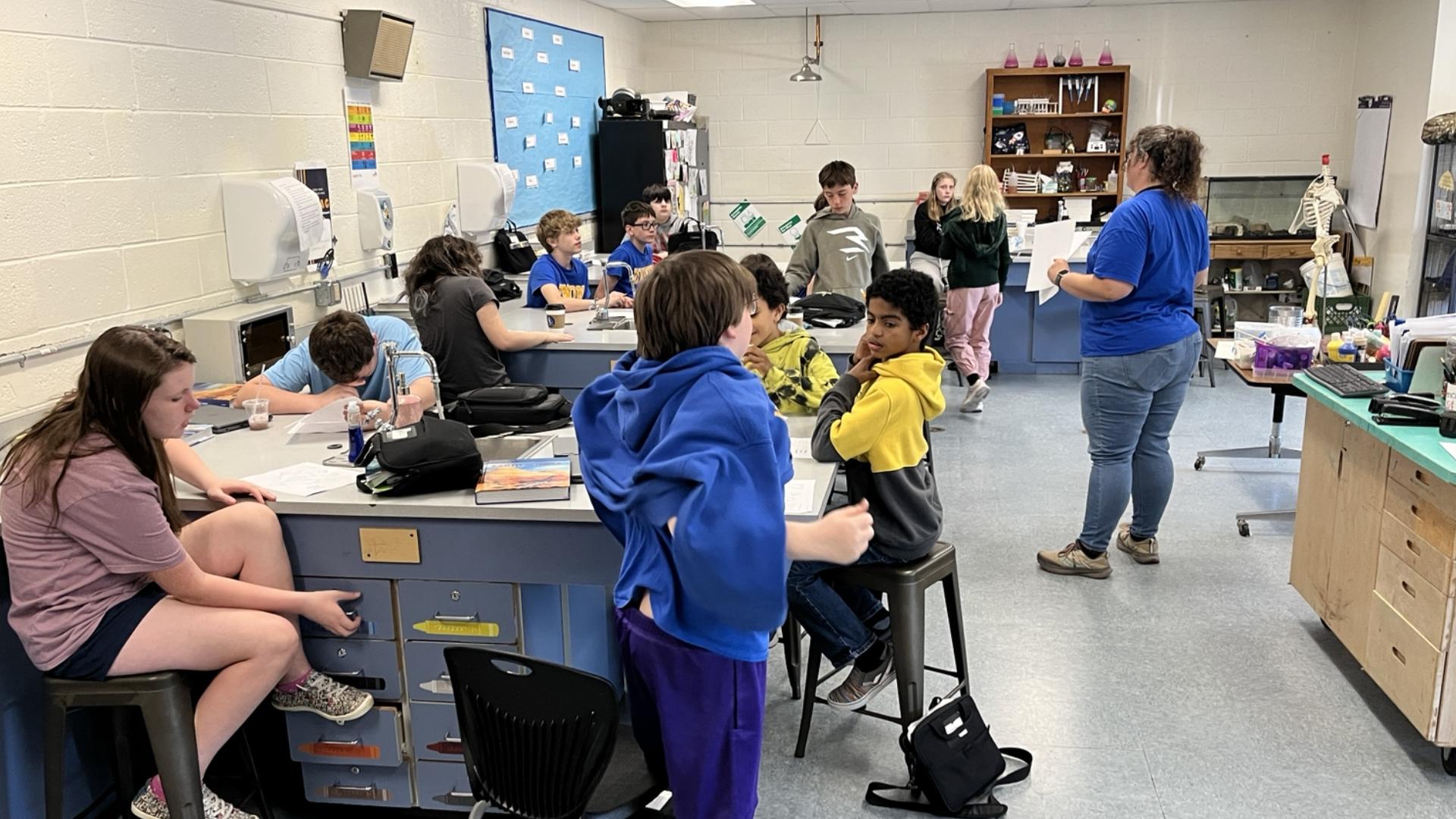 Union School Corporation files complaint to try and stay open | whas11.com
