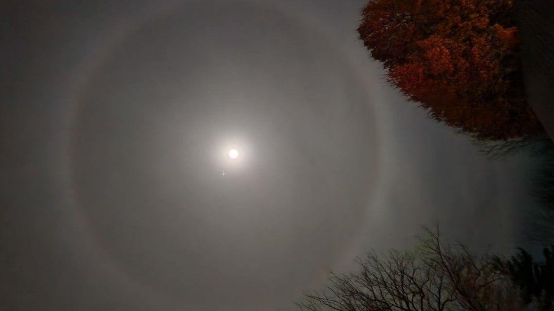 Why you saw a halo around the moon last night | whas11.com