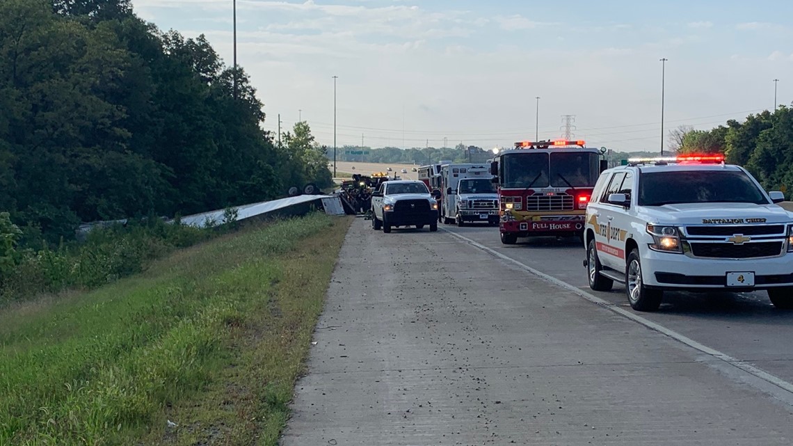 Driver dead in semi crash on ramp from Shadeland to I-70 | whas11.com